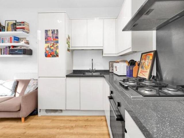 For Sale 1 Bedroom Shared Living/roommate London Greater London DS99641923