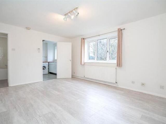 For Sale 1 Bedroom Shared Living/roommate London Greater London DS99840110