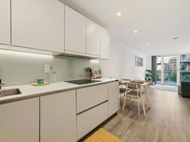 For Sale 1 Bedroom Shared Living/roommate Londres Greater London DLS99237366