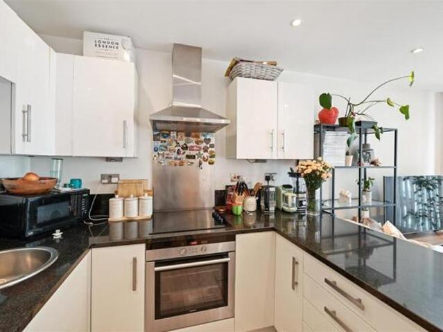 For Sale 1 Bedroom Shared Living/roommate Londres Greater London DS99572106