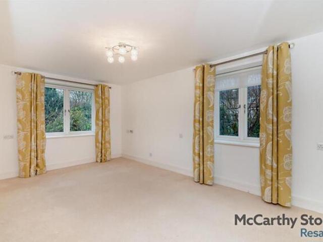 For Sale 1 Bedroom Shared Living/roommate Petworth West Sussex DLS99608534