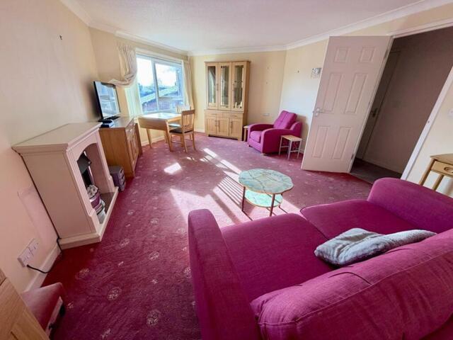 For Sale 1 Bedroom Shared Living/roommate Poole Poole DLS101199894