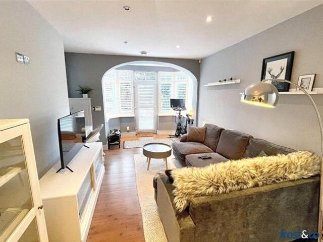 For Sale 1 Bedroom Shared Living/roommate Poole Poole DLS99130397