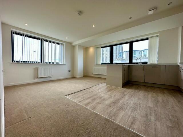 For Sale 1 Bedroom Shared Living/roommate Poole Poole DLS99641711