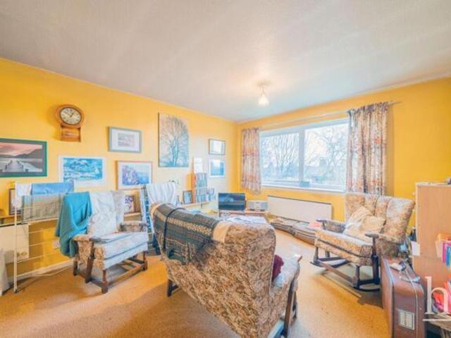 For Sale 1 Bedroom Shared Living/roommate Prenton Wirral DLS98930261