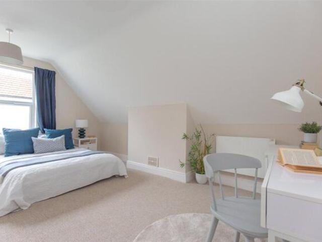 For Sale 1 Bedroom Shared Living/roommate Redland City Of Bristol DS90057320