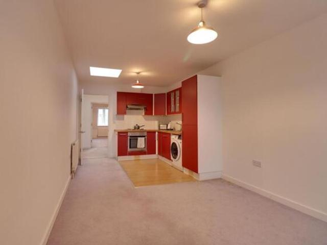 For Sale 1 Bedroom Shared Living/roommate Richmond Upon Thames Surrey DS99641717