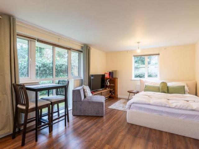 For Sale 1 Bedroom Shared Living/roommate Rochester Medway DLS98930051