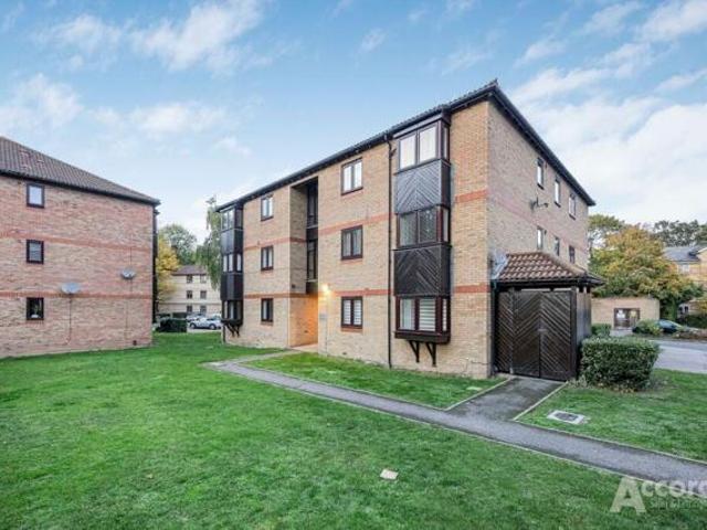 For Sale 1 Bedroom Shared Living/roommate Romford Greater London DLS99736072