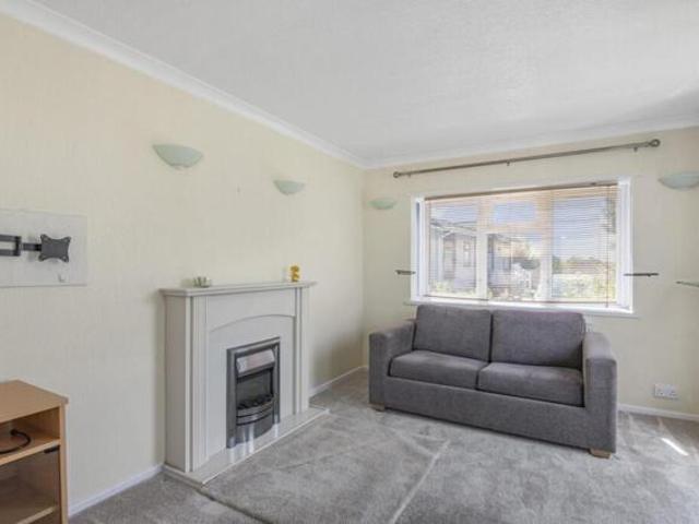 For Sale 1 Bedroom Shared Living/roommate Romford Essex DLS100685421