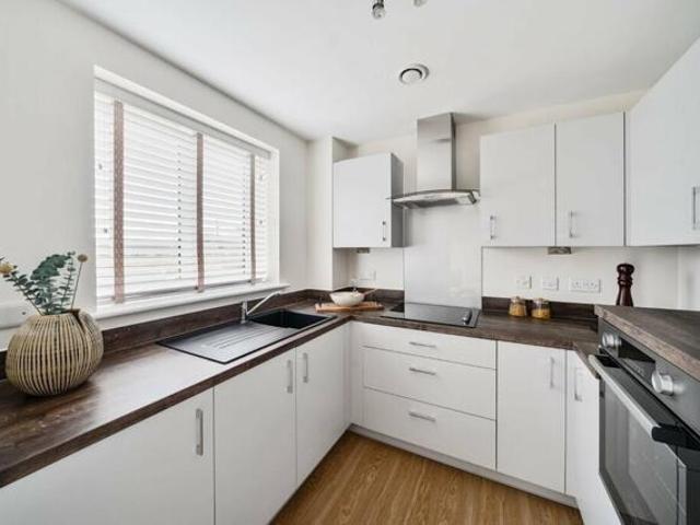 For Sale 1 Bedroom Shared Living/roommate Romsey Hampshire DS99608145