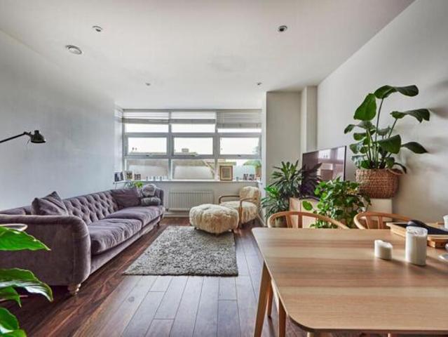 For Sale 1 Bedroom Shared Living/roommate St. Albans Hertfordshire DS101025521
