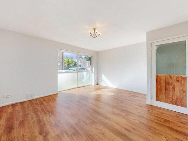 For Sale 1 Bedroom Shared Living/roommate Stanmore Greater London DLS101891853