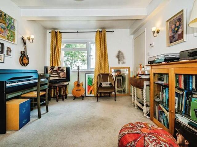 For Sale 1 Bedroom Shared Living/roommate Steyning West Sussex DLS101677890