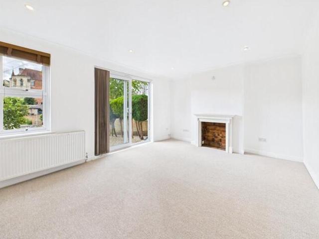 For Sale 1 Bedroom Shared Living/roommate Stroud Gloucestershire DLS101278146