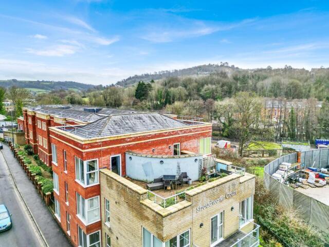 For Sale 1 Bedroom Shared Living/roommate Stroud Gloucestershire DLS98386886