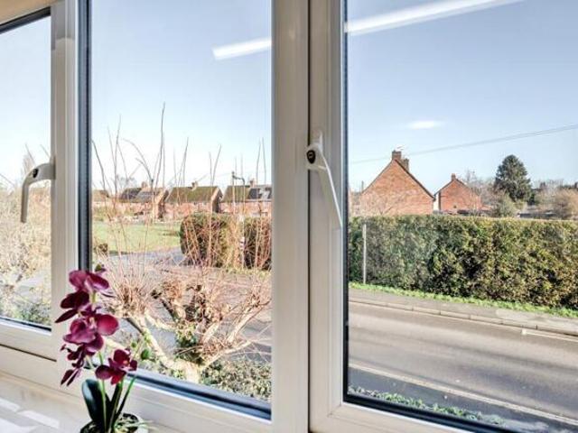 For Sale 1 Bedroom Shared Living/roommate Stratford Upon Avon Warwickshire DLS101678829