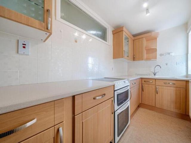 For Sale 1 Bedroom Shared Living/roommate Stratford Upon Avon Warwickshire DS101278323