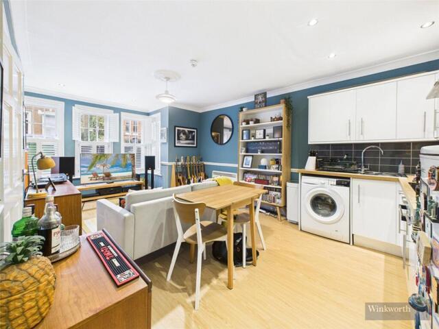 For Sale 1 Bedroom Shared Living/roommate Surbiton Greater London DS98477112