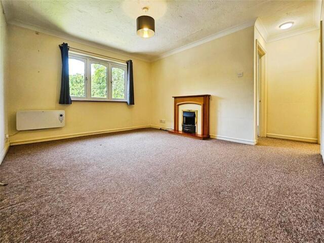 For Sale 1 Bedroom Shared Living/roommate Surrey Great London DLS101677976