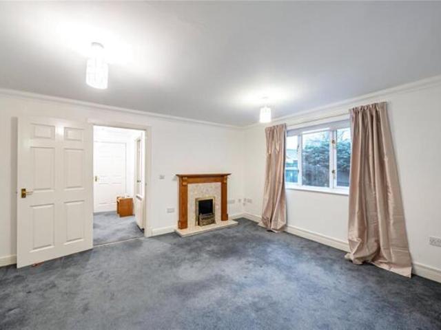 For Sale 1 Bedroom Shared Living/roommate Surrey Surrey DS99608259