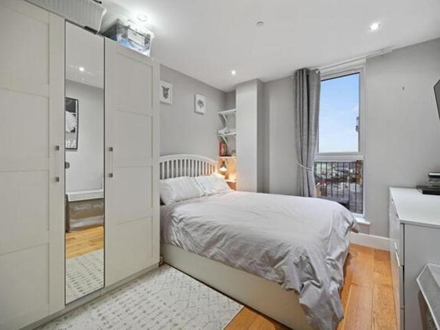 For Sale 1 Bedroom Shared Living/roommate Sutton Greater London DS101316199
