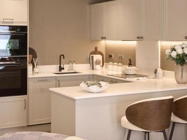 For Sale 1 Bedroom Shared Living/roommate Saffron Walden Essex DLS99895284