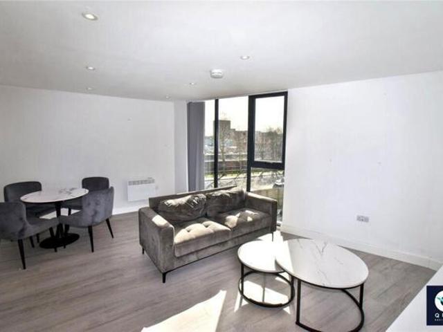 For Sale 1 Bedroom Shared Living/roommate Salford Salford DS101931588