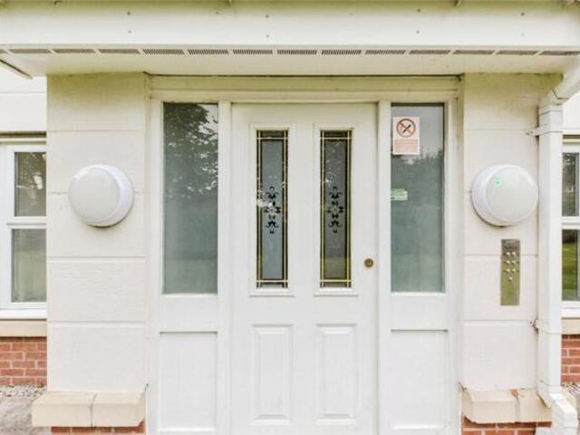 For Sale 1 Bedroom Shared Living/roommate Sandbach Cheshire East DS98386791