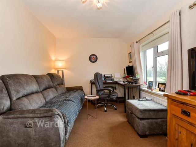 For Sale 1 Bedroom Shared Living/roommate Smarden Kent DLS100648757