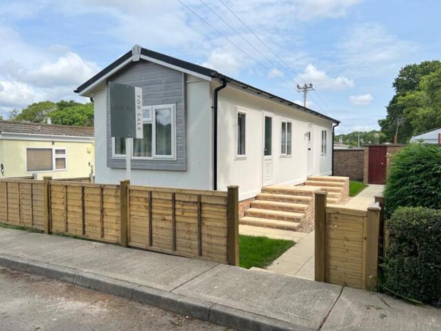 For Sale 1 Bedroom Shared Living/roommate Southampton Hampshire DLS100057938