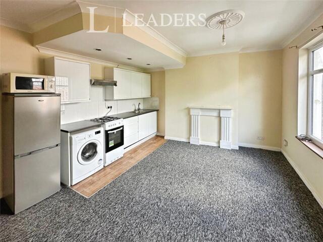 For Sale 1 Bedroom Shared Living/roommate Southsea Hampshire DLS99895404