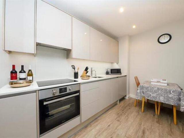 For Sale 1 Bedroom Shared Living/roommate Uxbridge Greater London DS100426411