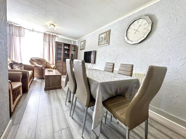 For Sale 1 Bedroom Shared Living/roommate Washington Sunderland DLS101119372