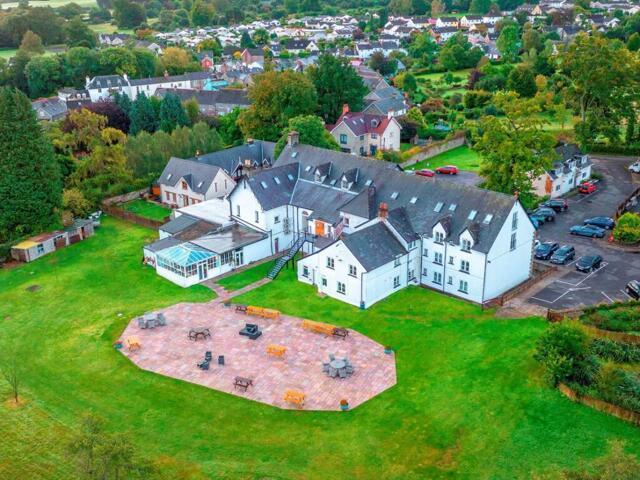 For Sale 22 Bedroom House Wye Powys DLS101025468