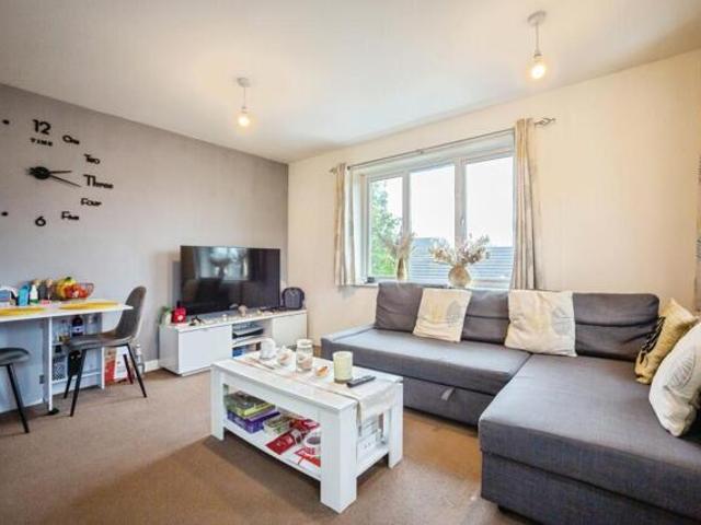 For Sale 2 Bedroom Apartment Maidstone Kent DS98278443