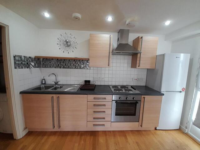 For Sale 2 Bedroom Apartment Manchester Greater Manchester DS98503607