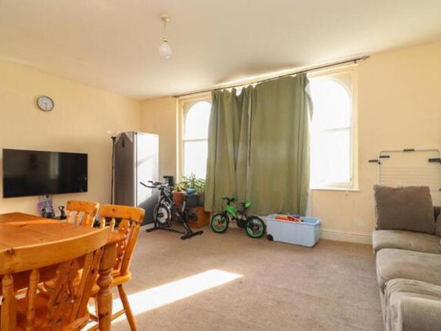 For Sale 2 Bedroom Apartment Margate Kent DLS98649083
