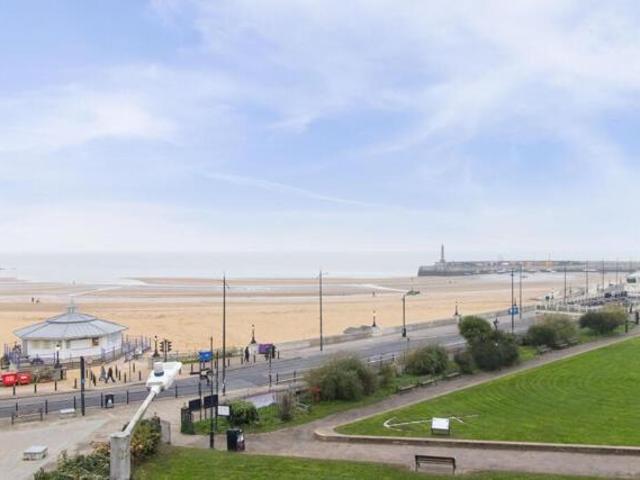 For Sale 2 Bedroom Apartment Margate Kent DS100456814