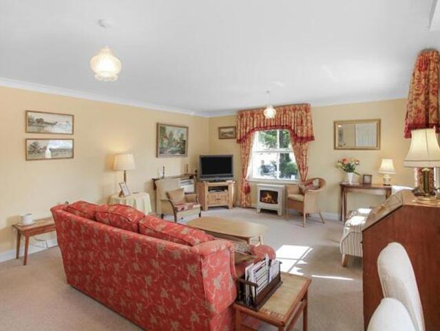 For Sale 2 Bedroom Apartment Moreton In Marsh Gloucestershire DS98903611