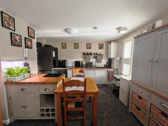 For Sale 2 Bedroom Apartment Nantwich Cheshire East DLS101955402