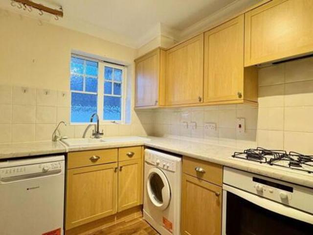For Sale 2 Bedroom Apartment Newbury West Berkshire DS98801007