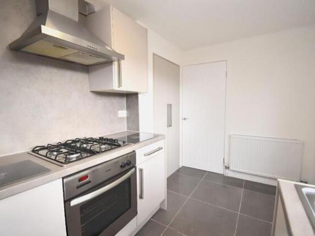 For Sale 2 Bedroom Apartment Newport Newport DS98903408