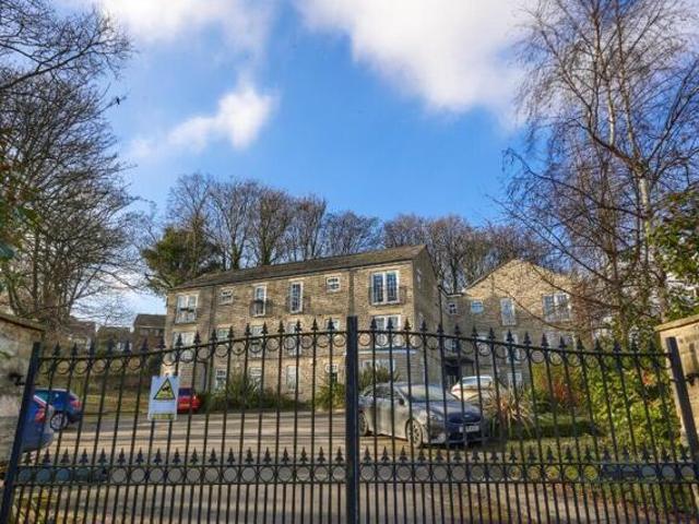 For Sale 2 Bedroom Apartment North Yorkshire Kirklees DLS101676902