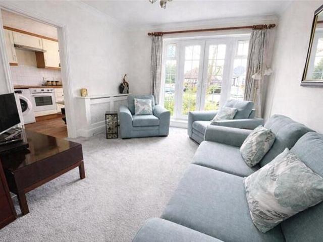 For Sale 2 Bedroom Apartment Orpington Greater London DS101676481