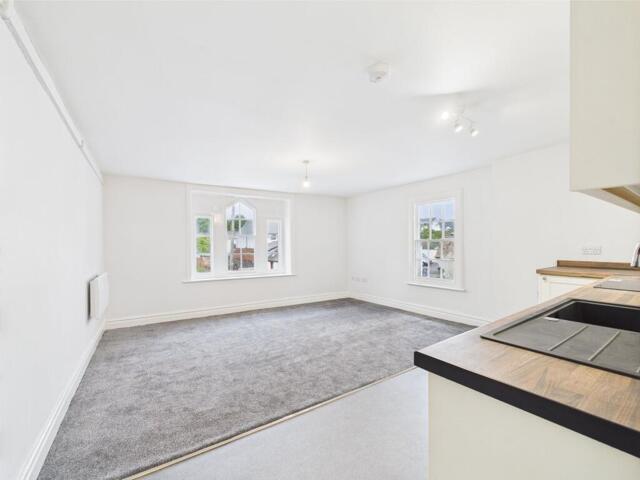 For Sale 2 Bedroom Apartment Abergavenny Monmouthshire DLS98718051