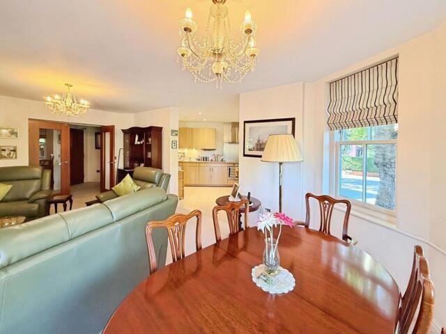 For Sale 2 Bedroom Apartment Altrincham Trafford DLS101316193