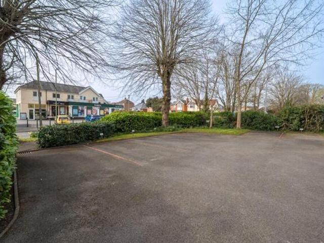 For Sale 2 Bedroom Apartment Andover Hampshire DS101316398