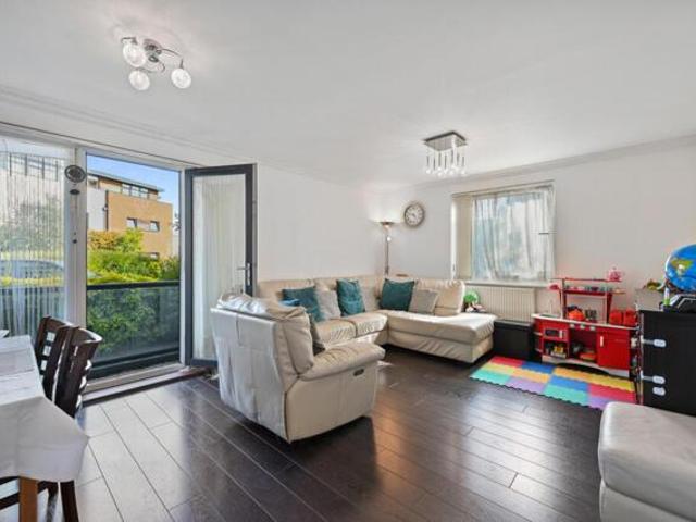 For Sale 2 Bedroom Apartment Barnet Great London DS99608475