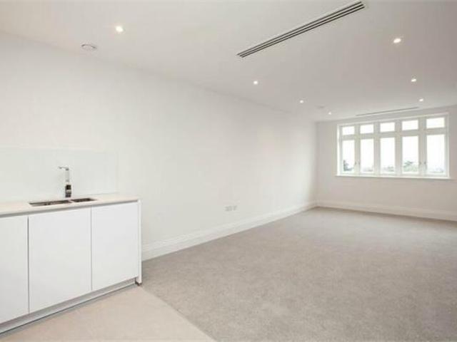 For Sale 2 Bedroom Apartment Barnet Great London DS101168571